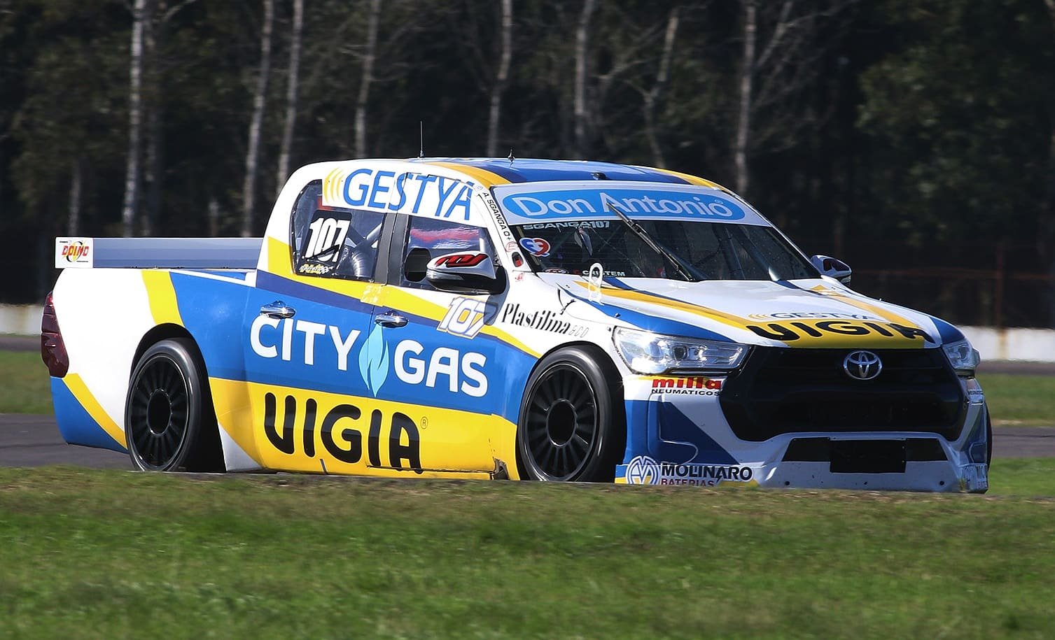 Test en el “Mouras”: el Azar Motorsports probó con Sganga